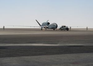 global hawk size