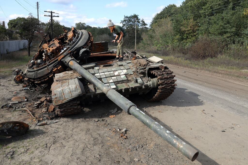 Ukraine war inspires weapons that crack battle tanks at weakest point