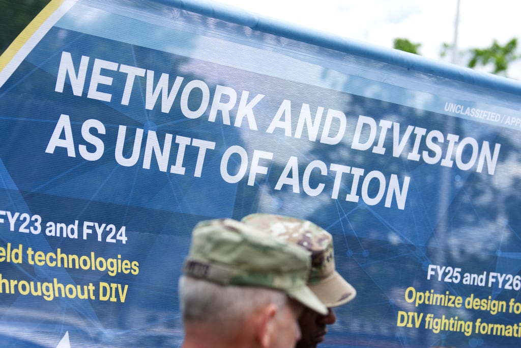 US Army revising how it develops, deploys advanced networking gear