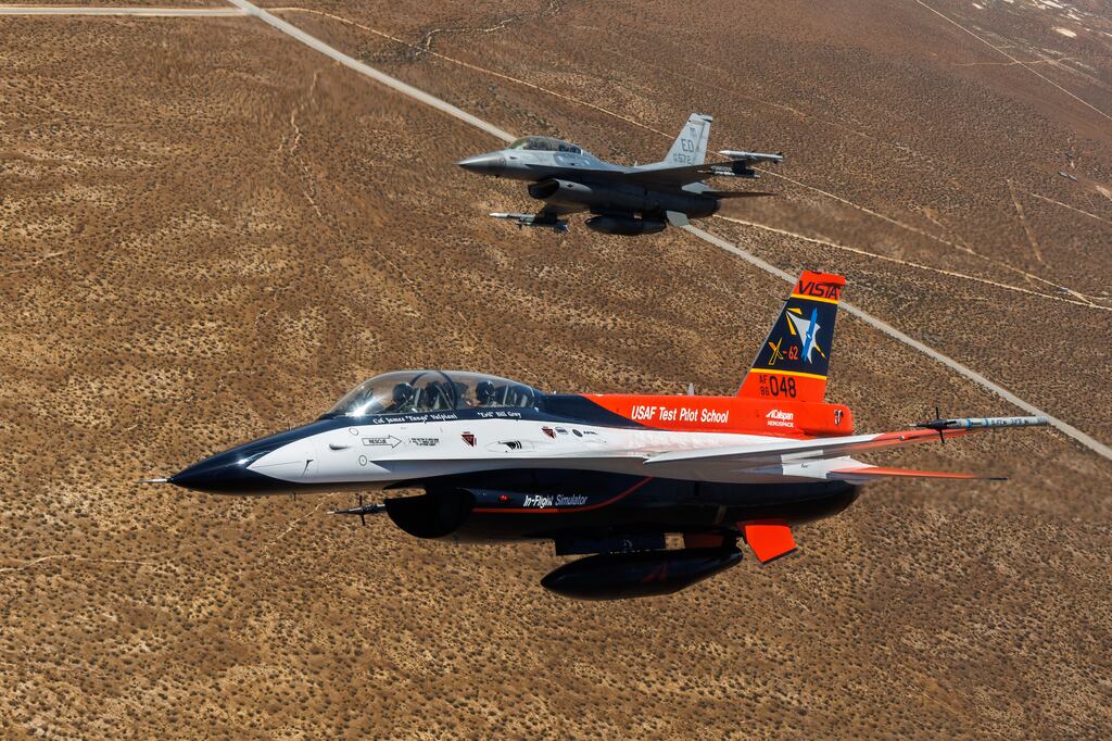 US Air Force tests electronic warfare capabilities with fighter, recon ...