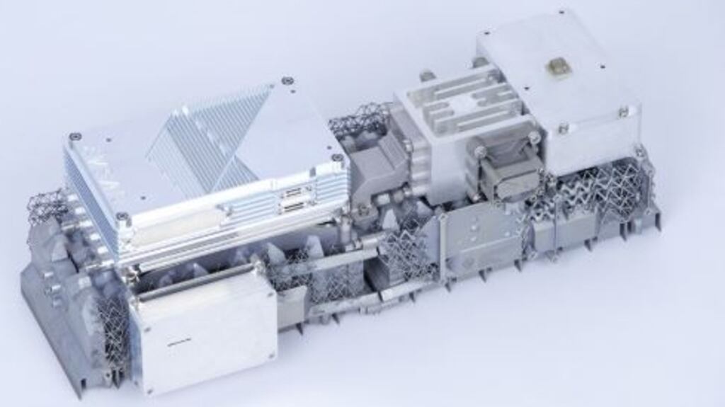 How shrinking an antenna may boost surveillance